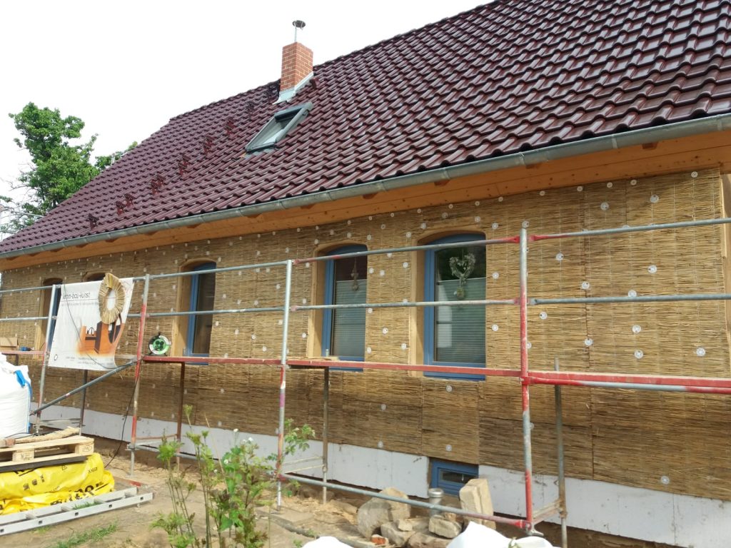 Lehmwellerhaus – Lehm Bau Kunst